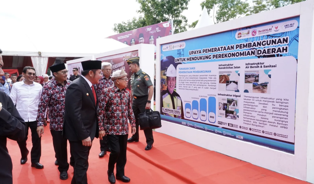 Dukung Percepatan Penanggulangan Stunting di Banyuasin, Wapres Tinjau Program Bedah Rumah di ...